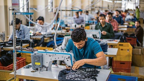 EMPLOYMENT OPPORTUNITIES IN MSMEs - SMEVENTURE
